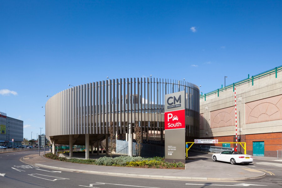 County Mall, Crawley